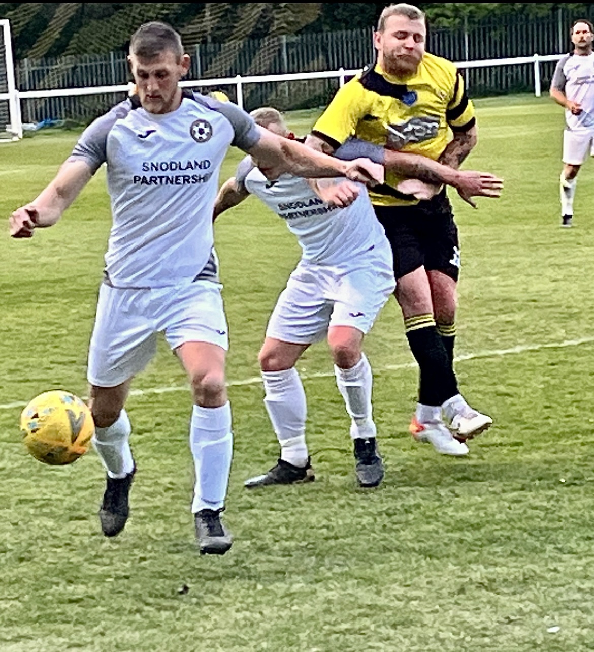 Larkfield & New Hythe FC v Snodland Town FC – Tuesday 26th April 2022 ...